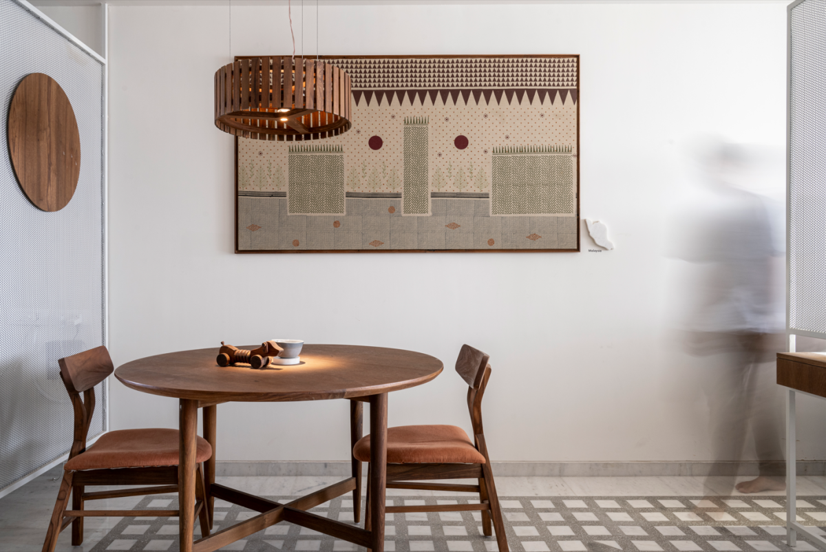 The Wooden Interior Design Prioritizes Clarity Over Complexity ...