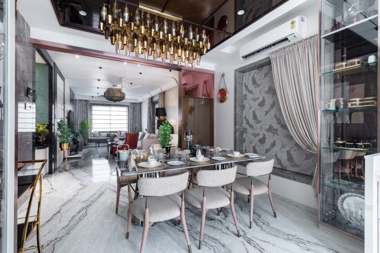 6000 Sq. Ft. House Stimulates Conversations With Its Many Dimensions ...