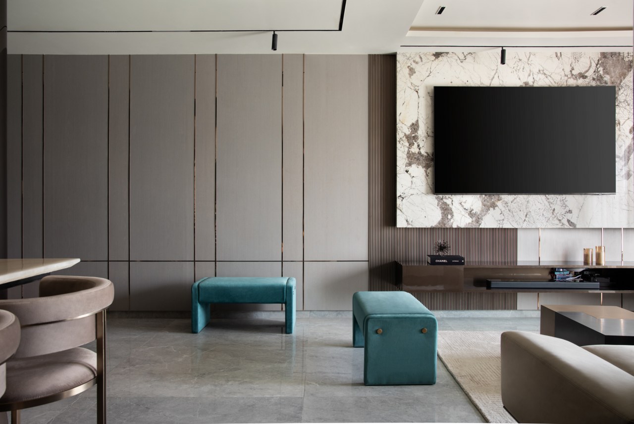 This Modern Luxury Interior Design Imparts A Timeless Sophistication ...