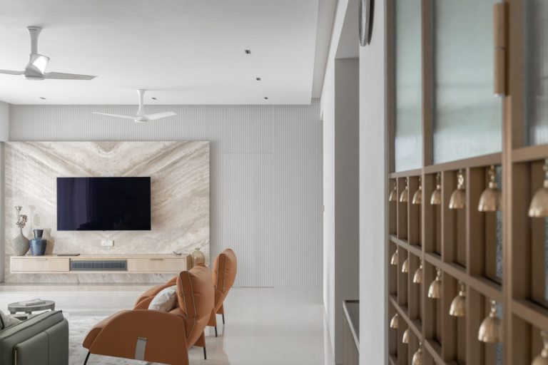 This Simple Design Interior Seamlessly Blends Modern Minimalism With ...