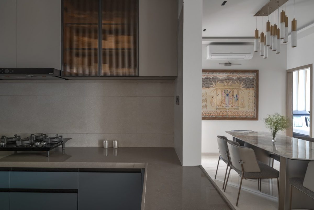 This Simple Design Interior Seamlessly Blends Modern Minimalism With ...