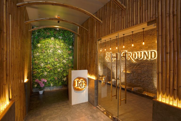 This Contemporary Restaurant Design Elevates Your Dining Experience ...