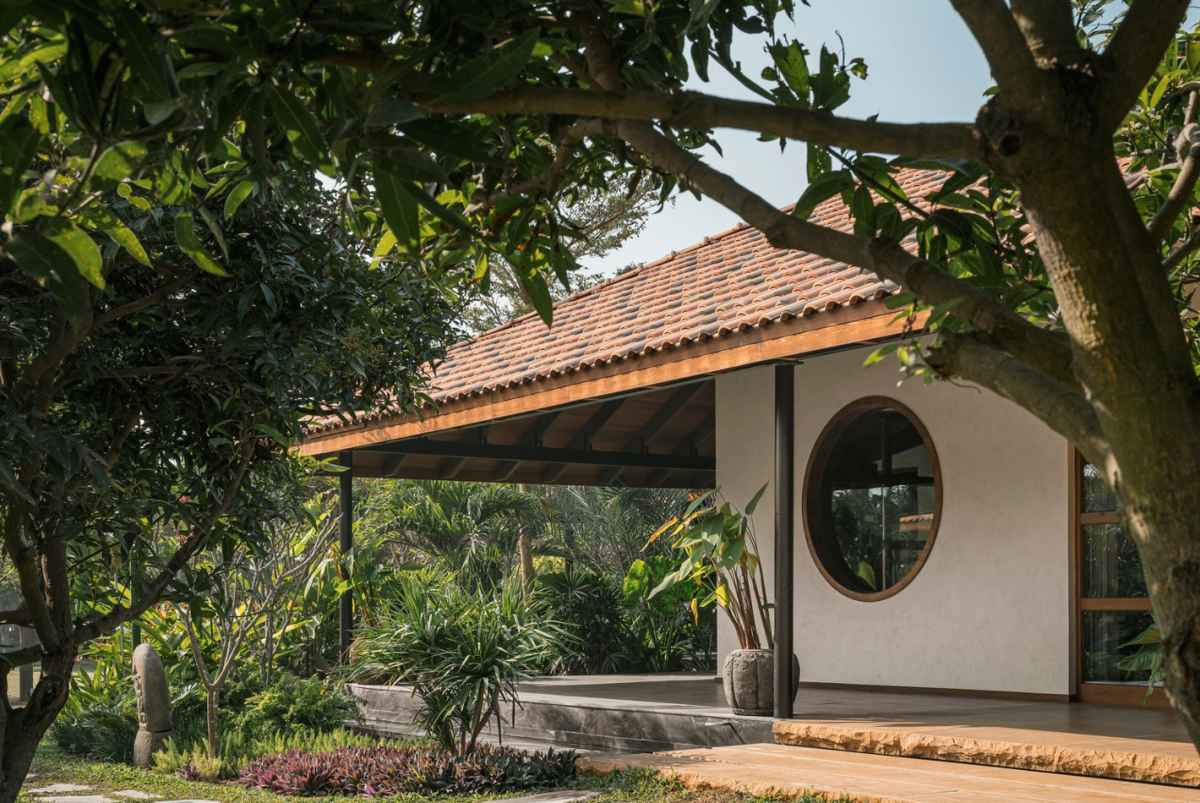 The Courtyard Design Is A Reminder Of The Authentic Vernacular ...