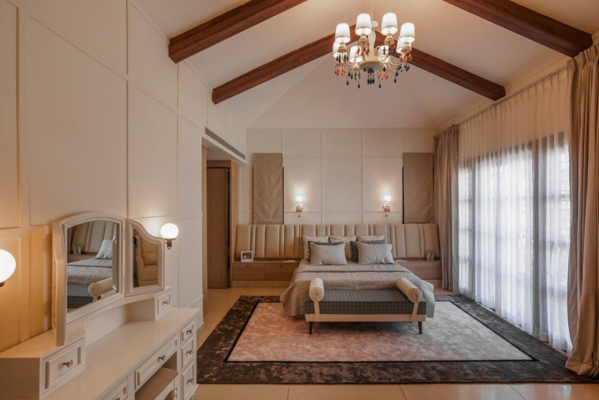 The Interior Design Style Of This Villa Offers A Serene Environment ...