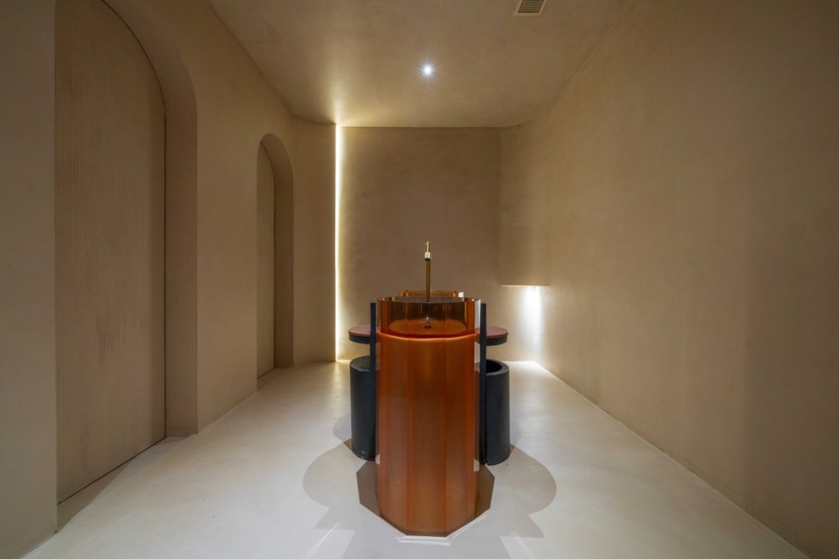 This Modern Restaurant Interior Design Becomes A Culinary Landmark ...