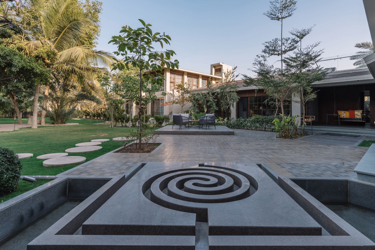 This Pavilion House Crafts a Dual-Purpose Space | UA Lab (Urban ...