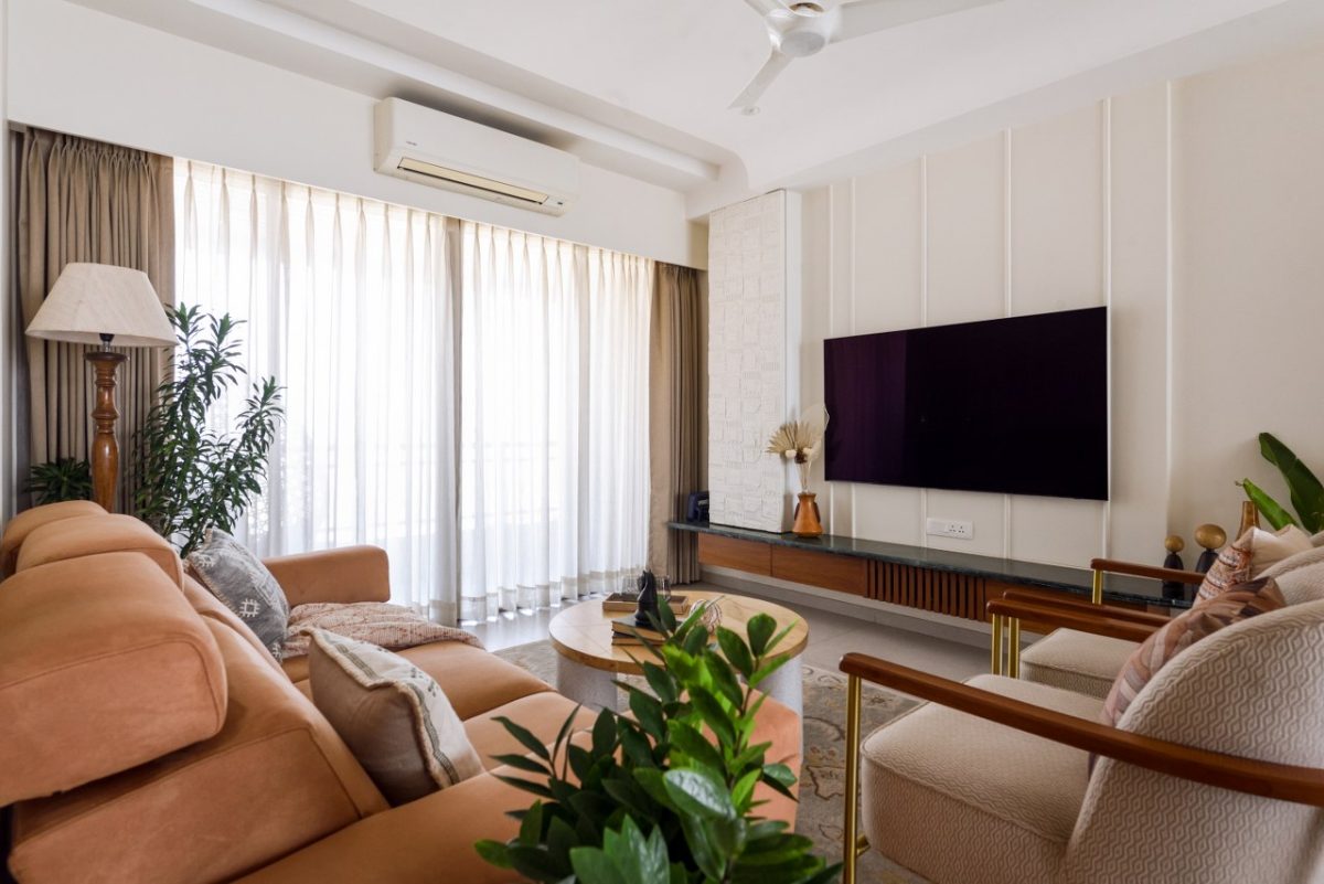 This Traditional Indian Interior Design Introduces a Dash of ...