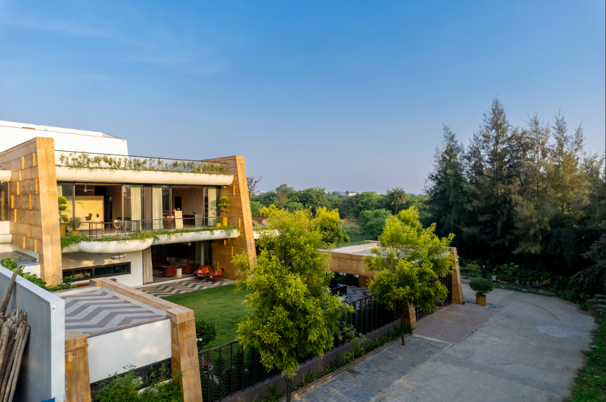 The Design Asserts Monumental Architecture Facade Celebrating Solidity ...