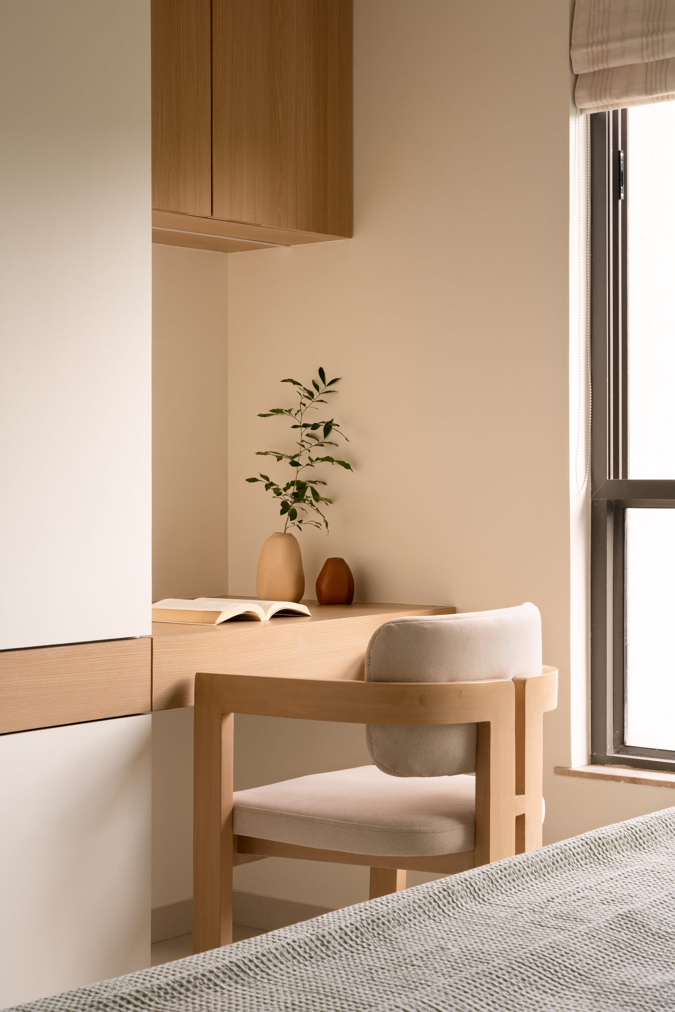 This Japandi Interior Home Reflects the Perfect Blend of Warmth and ...