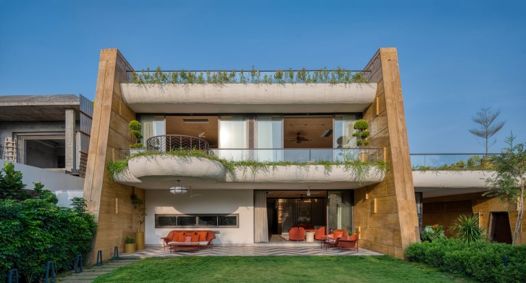 The Design Asserts Monumental Architecture Facade Celebrating Solidity ...