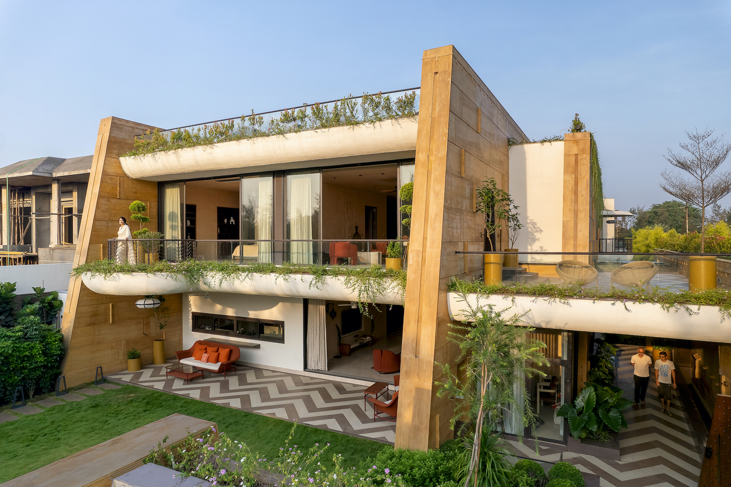 The Design Asserts Monumental Architecture Facade Celebrating Solidity ...