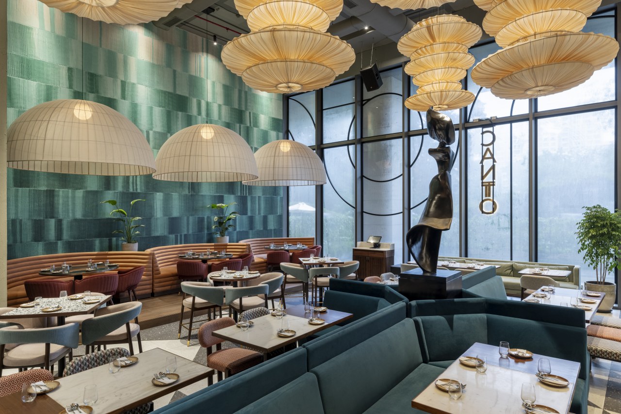 Canto's Bar & Restaurant Interior Design Exudes Contemporary Luxury ...