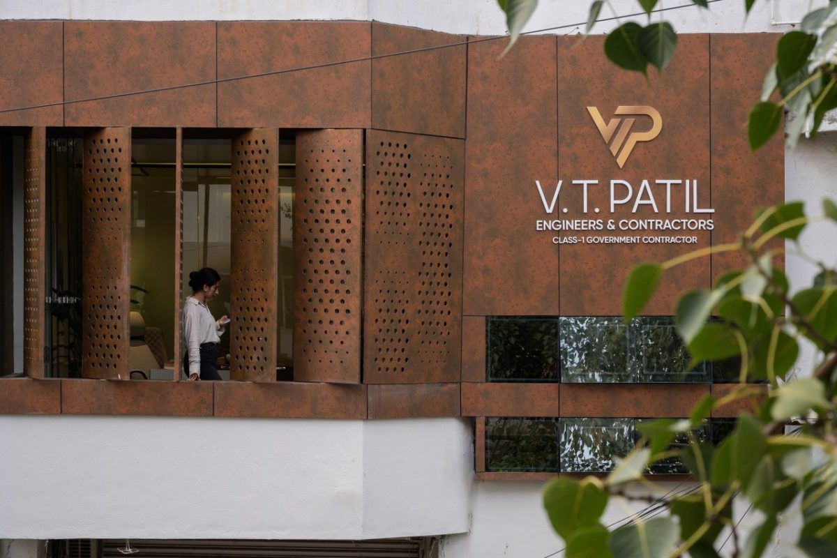 This Corporate Office Design Fosters Connection and Collaboration | The ...