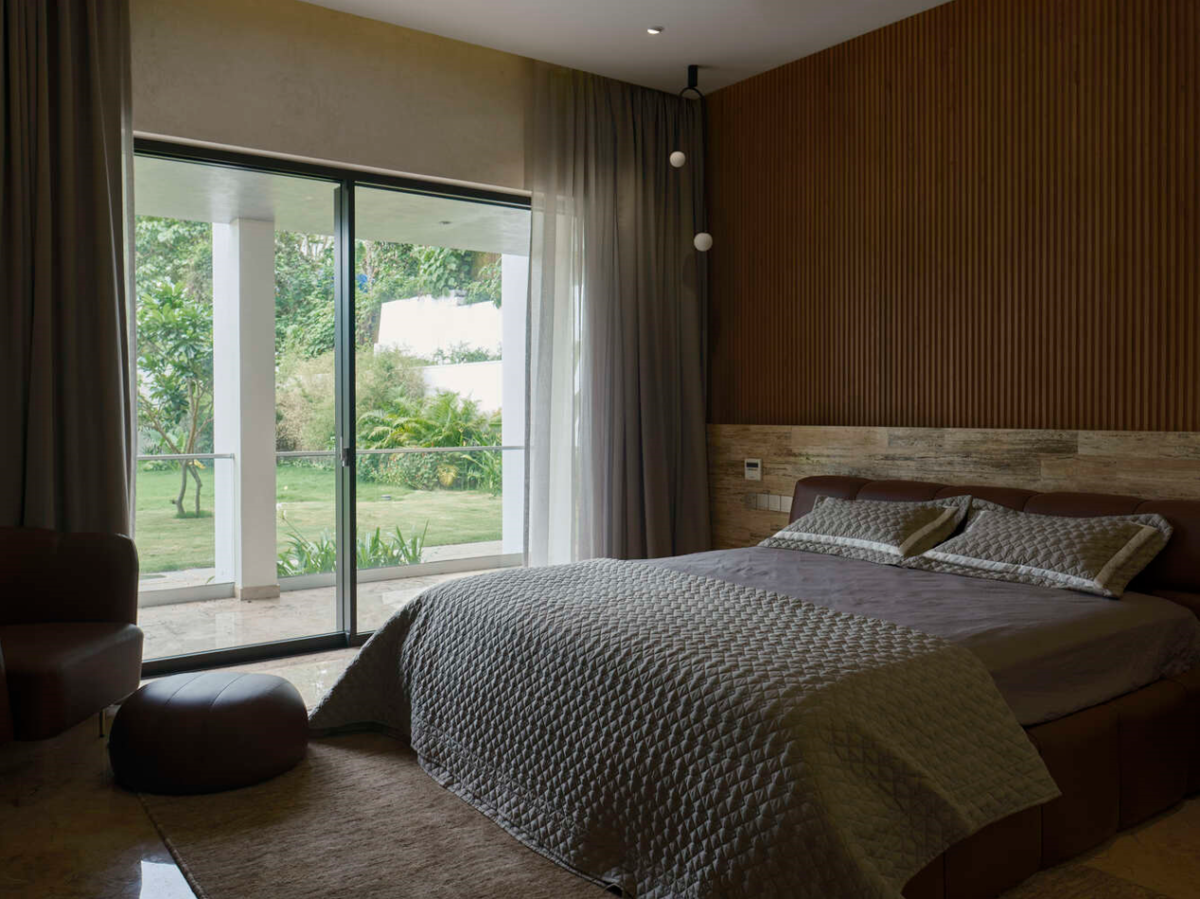 This Elevated House Design Embraces The Natural Contours of ...