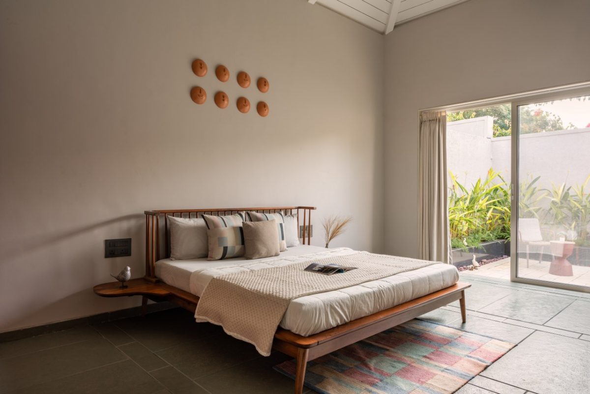 This Farm House Design Blends With Its Surrounding Environment | PCA ...