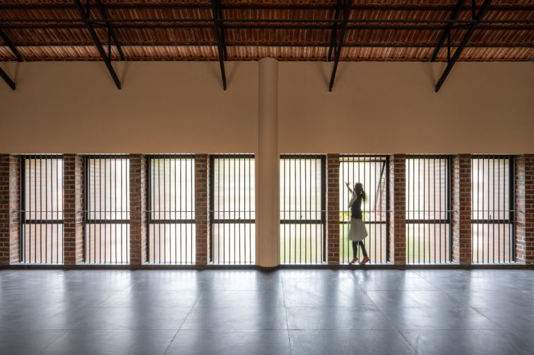 Heritage Design Blends with Native Architecture in This Rural School ...