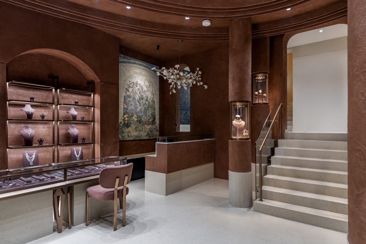 This Jewelry Store Design Offers An Immersive And Memorable Experience ...