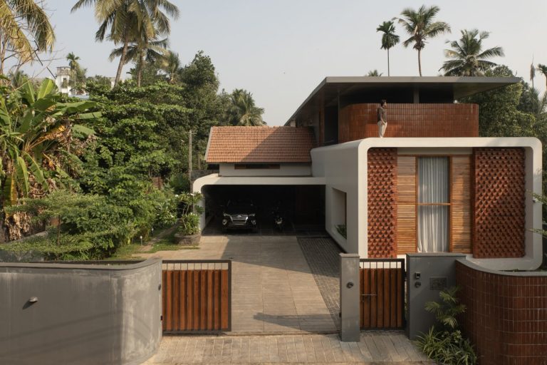 Ayat, A Modern House Design In Kerala Is Centered On The Concept Of An ...