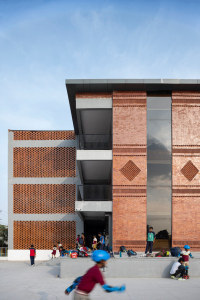 This School Design Fosters Community and Innovation In Education ...