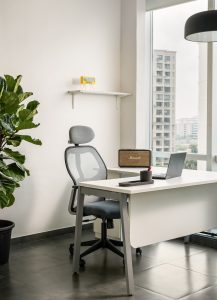 Stars n Stripes' Simple Office Design Makes a Statement Without ...