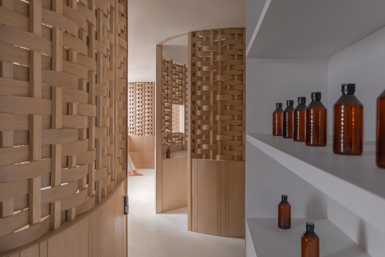 The Traditional Interior Design Enhances Ayurveda-Inspired Spaces ...