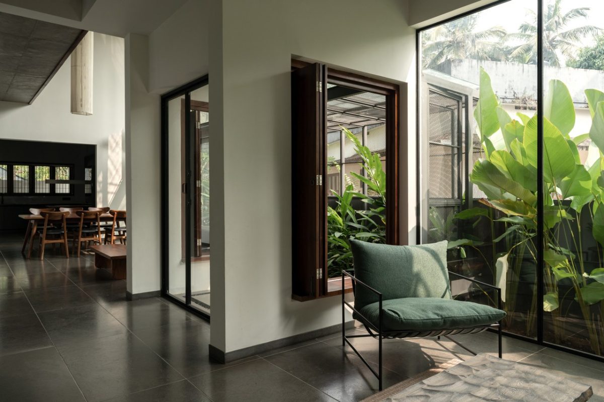This Tropical Modern House Design Creates a Coastal Retreat on a ...