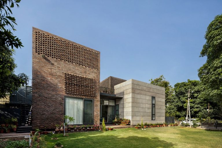 The Timeless Appeal of Brick: 20 Exemplary Brick Houses