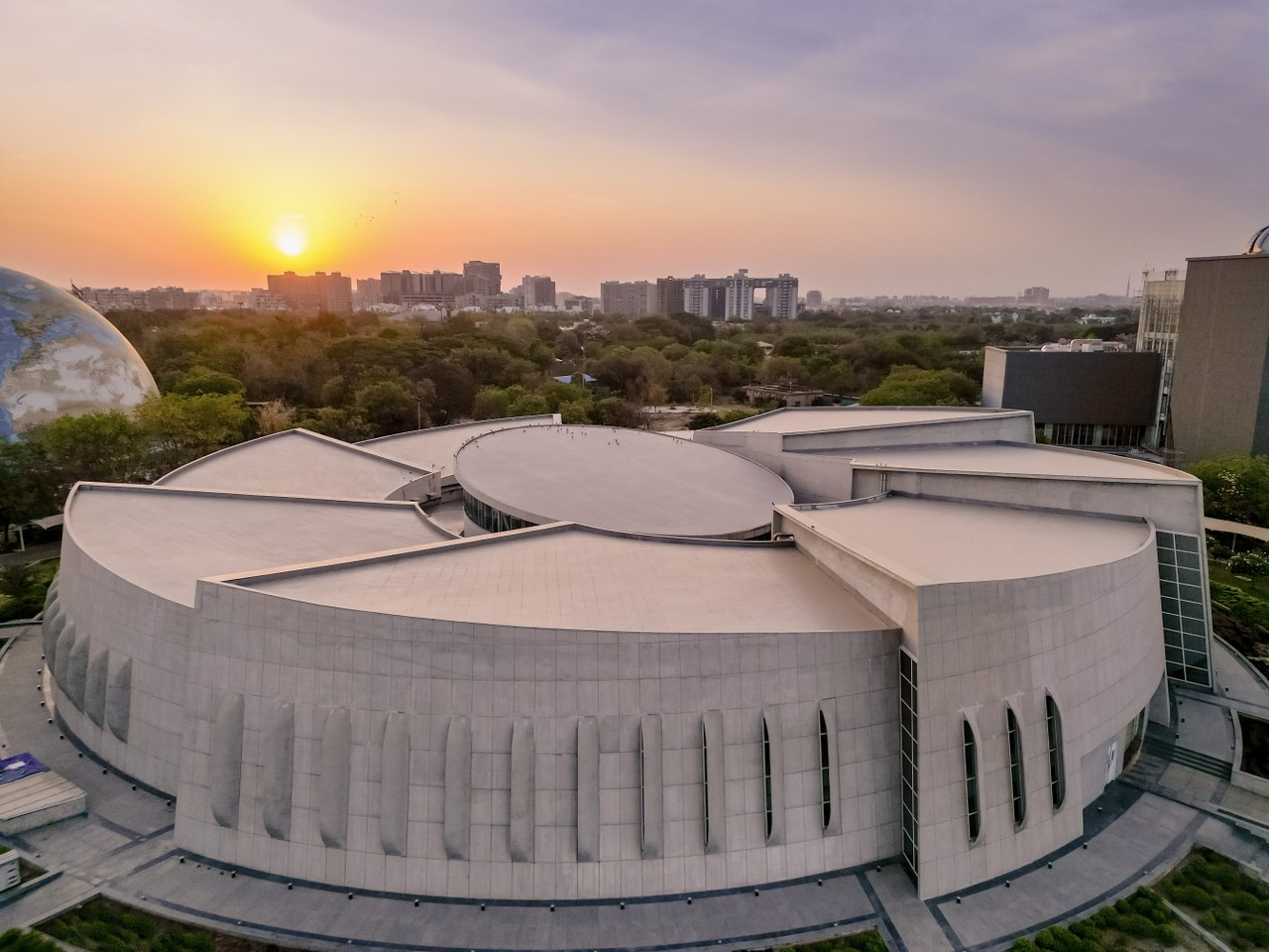 This Aquatic Gallery In Ahmedabad Science City Is A Gateway To Marine ...