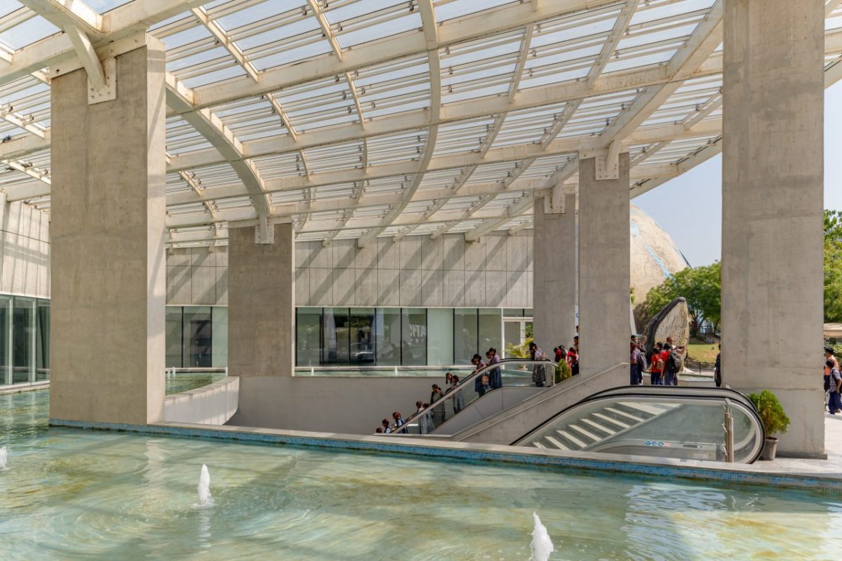 This Aquatic Gallery In Ahmedabad Science City Is A Gateway To Marine ...