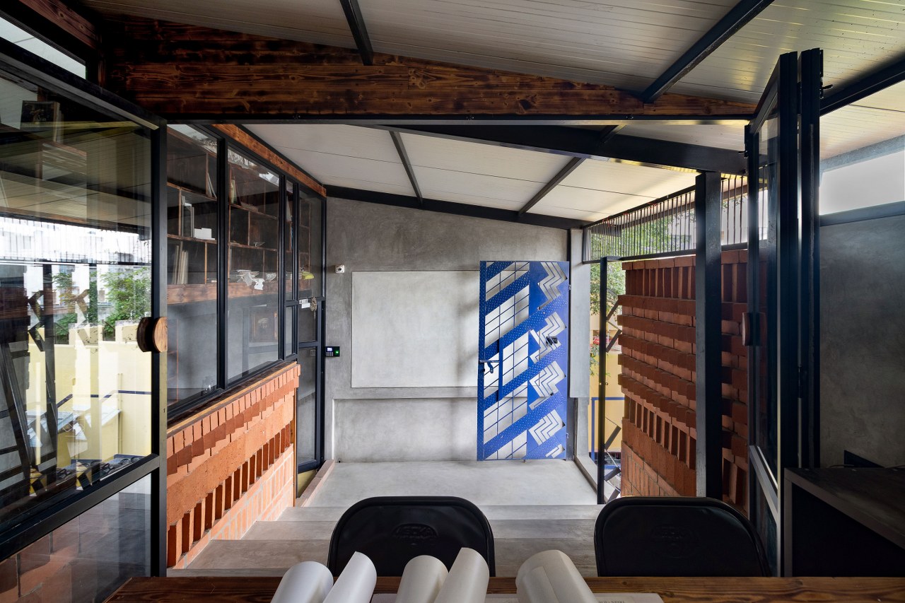 Chennai Home Design DNA Brutalist: Raw Elegance Meets Urban Strength