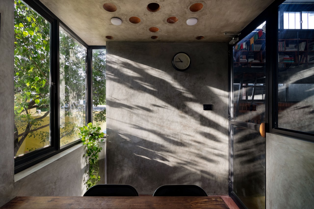 Chennai’s Brutalist Design Studio Built On A Tiny Vacant Terrace | Art ...