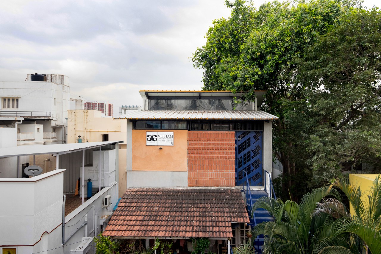 Chennai Home Design DNA Brutalist: Raw Elegance Meets Urban Strength