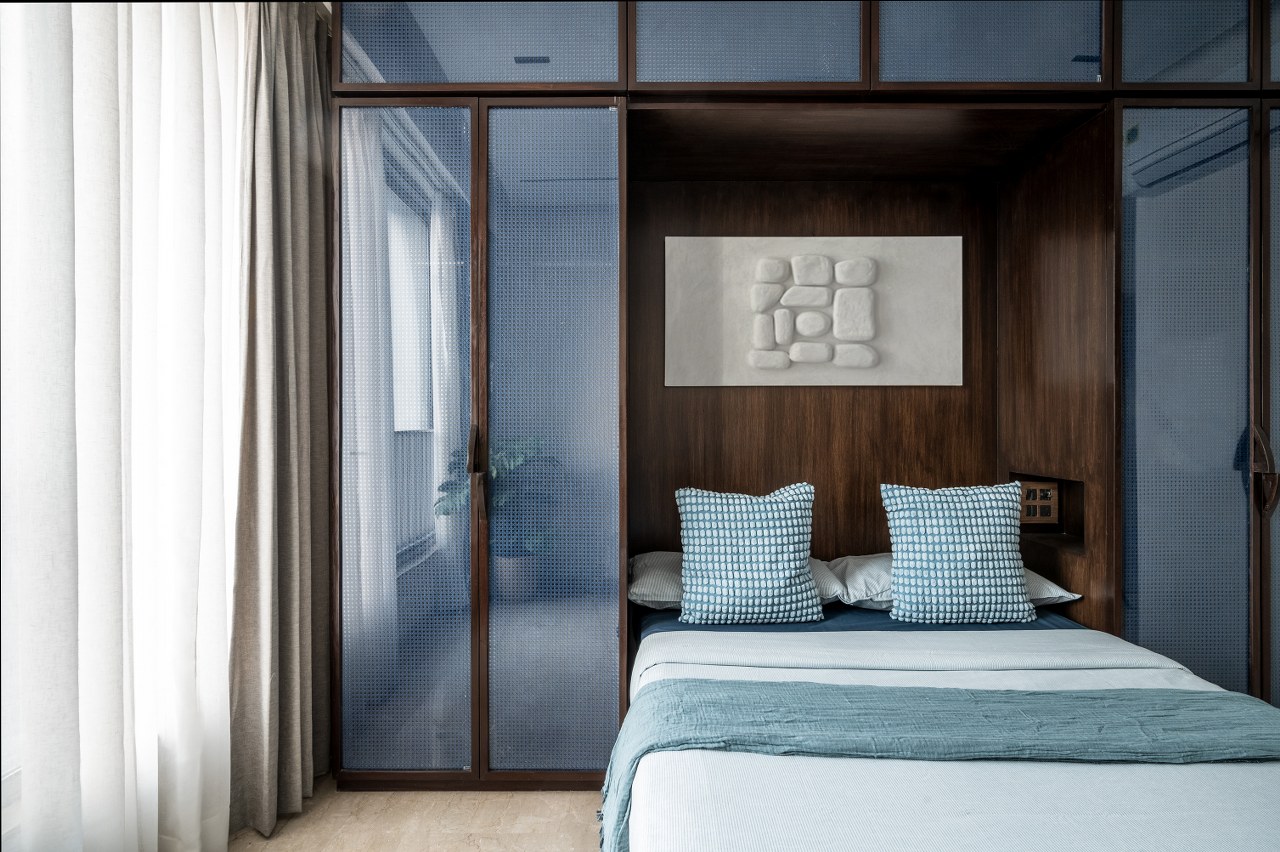 Duplex Interior Design of SKAI House Creates a Minimal and Cozy Abode ...