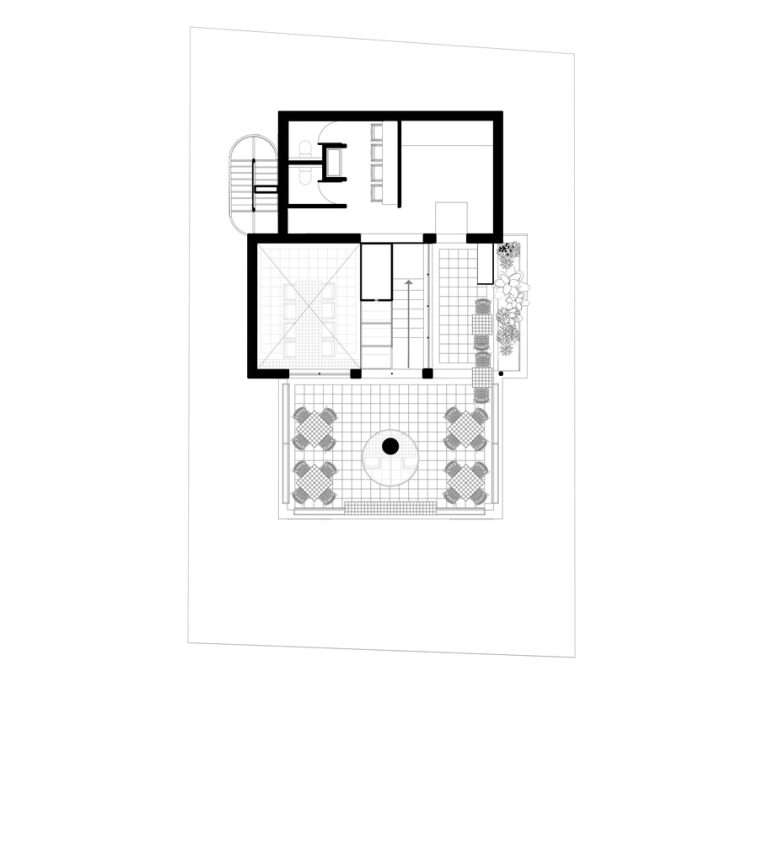 A Glass Roof Design Brings Light And Openness To A 40-year-old ...