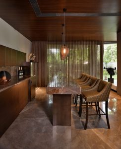 This High Ceiling House in Sushant Lok Seamlessly Blends With Nature at ...