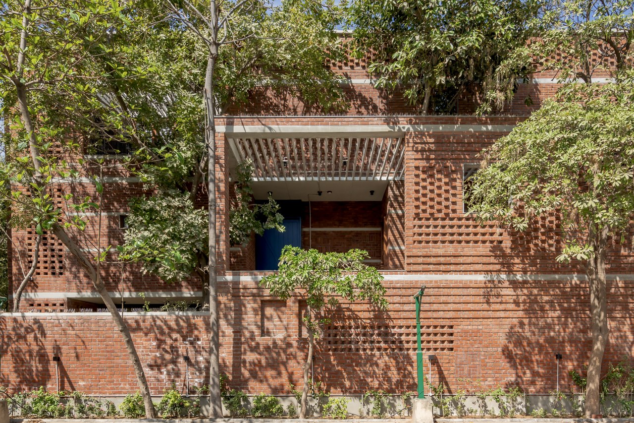 Indian Traditional House Design Reflects Culture Through Communal ...