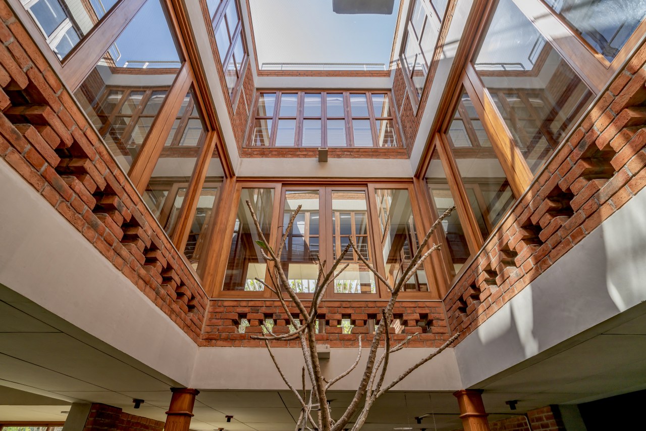 Indian Traditional House Design Reflects Culture Through Communal ...
