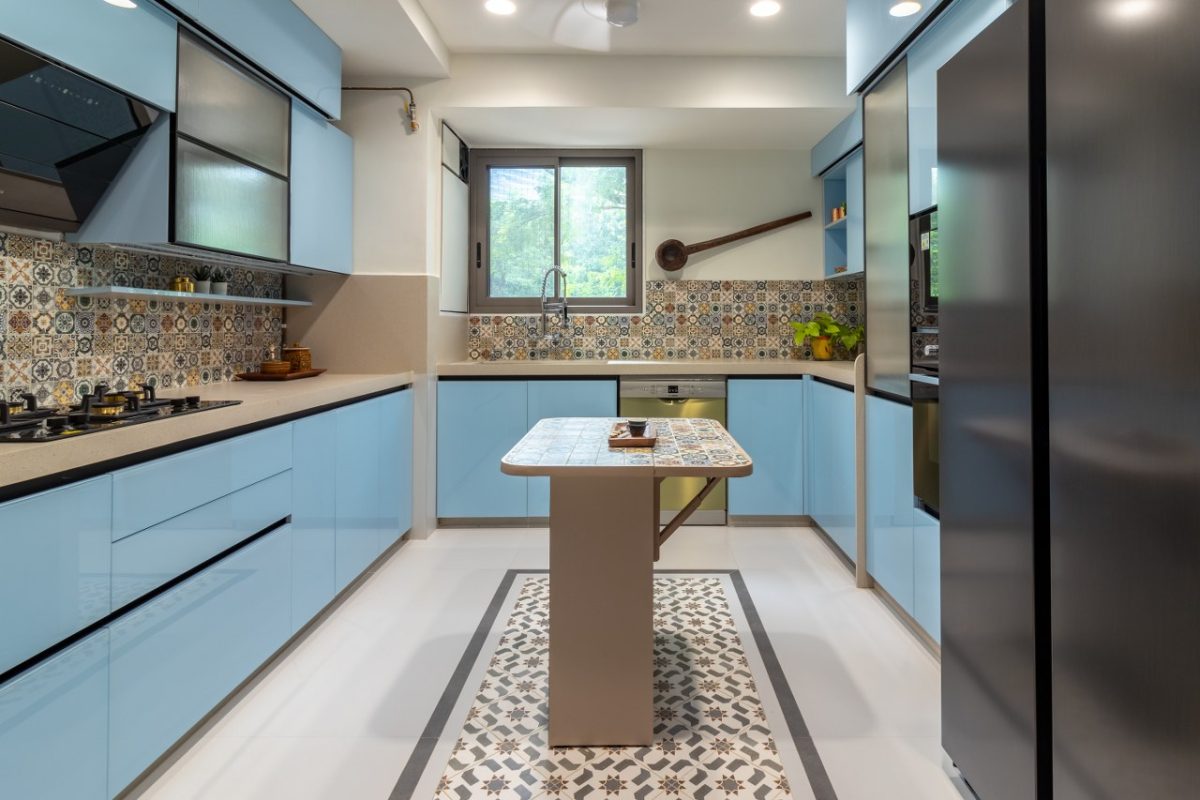 Indian Traditional Interior Designs Add Elegance with Antique Details ...