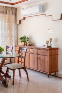Indian Traditional Interior Designs Add Elegance with Antique Details ...