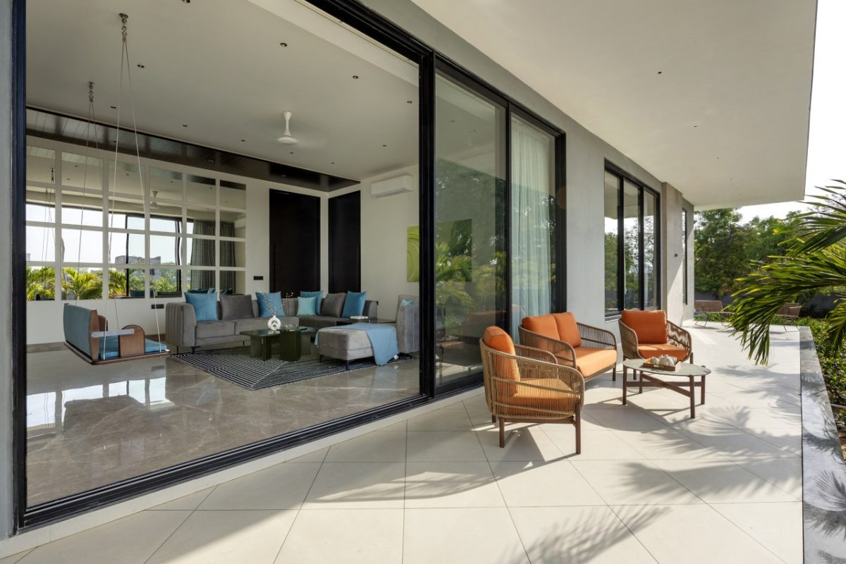 This Luxury House Design Blends Privacy And Communal Experiences ...