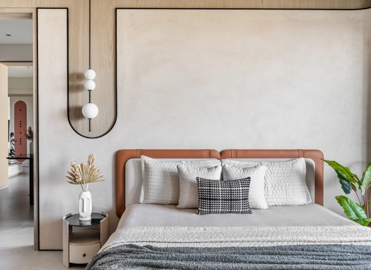 This Luxury Residence Design Commands Attention With Its Arches & bold ...