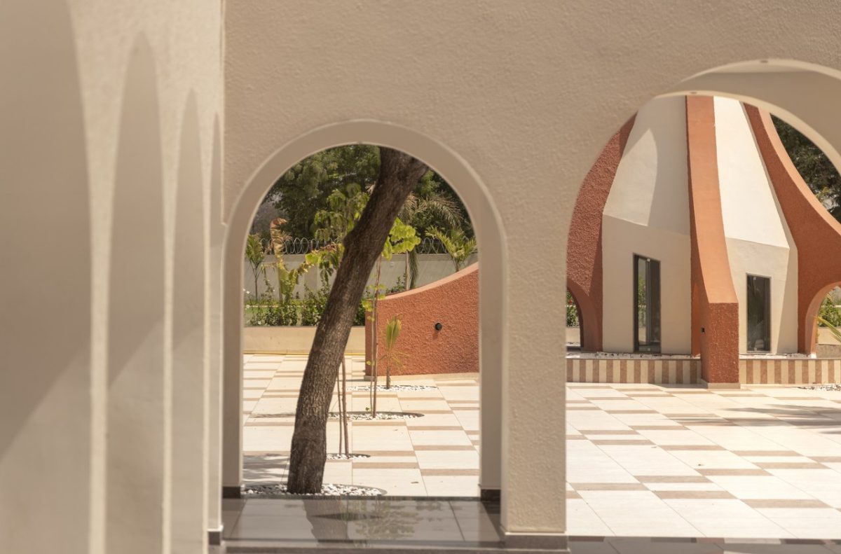 This Meditation Retreat Evolves Through Reverence For Space And Place ...