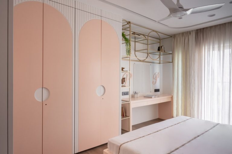 Modern Eclectic Interior Design Of This 3BHK Apartment Gives A Touch Of Luxury | Espee Designs