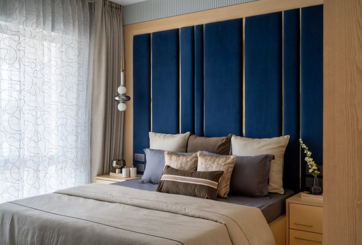 Modern Eclectic Interior Design Of This 3BHK Apartment Gives A Touch Of Luxury | Espee Designs