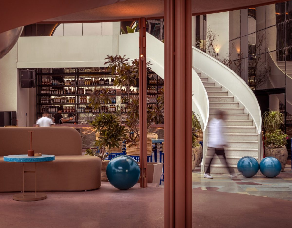 Melt, A Cocktail Bar Fuses Modern Organic Interior With Immersive ...