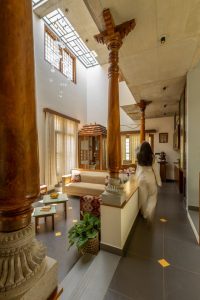 Ihita Redefines Traditional Indian House Design with a Modern ...