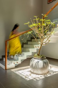 Ihita Redefines Traditional Indian House Design with a Modern ...
