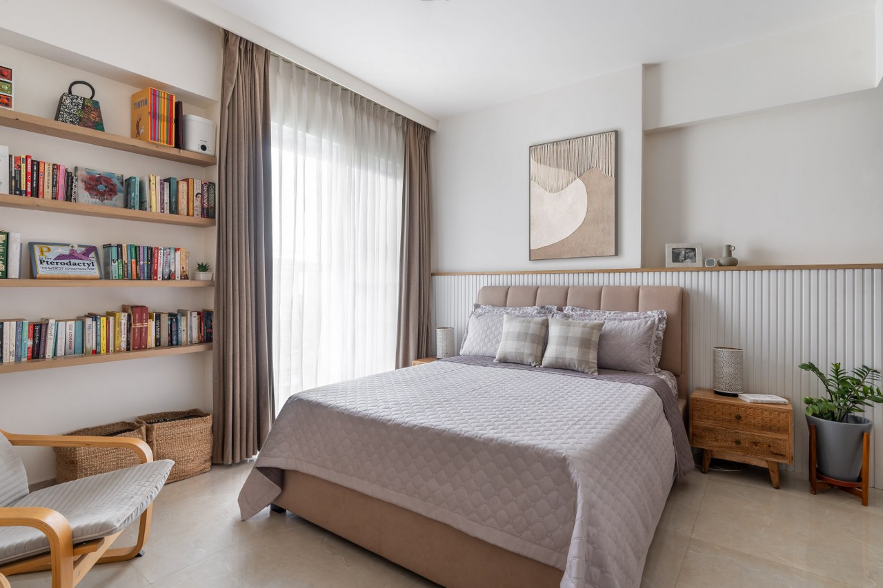 This Transitional Style Interior Design Transforms Open-plan Space Into ...