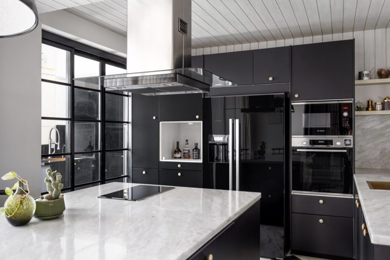 This Transitional Style Interior Design Transforms Open-plan Space Into ...