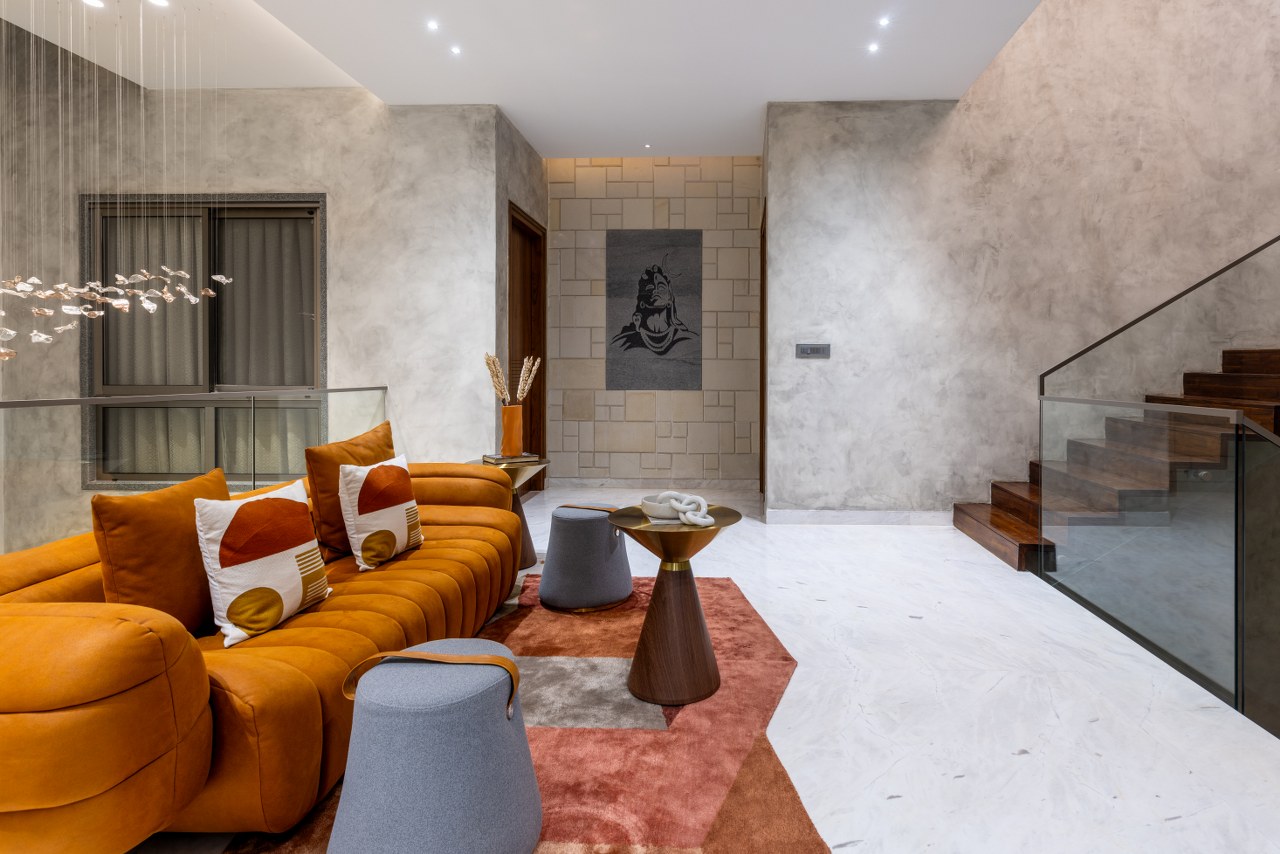 This Vertical House Offers the Perfect Balance of Privacy and ...